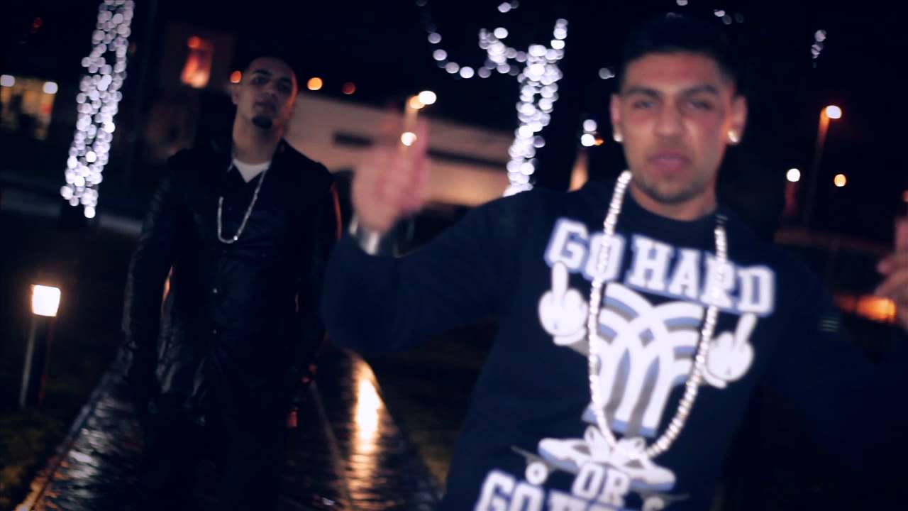 JB & CBS - 5 A.M in Wolves - YouTube