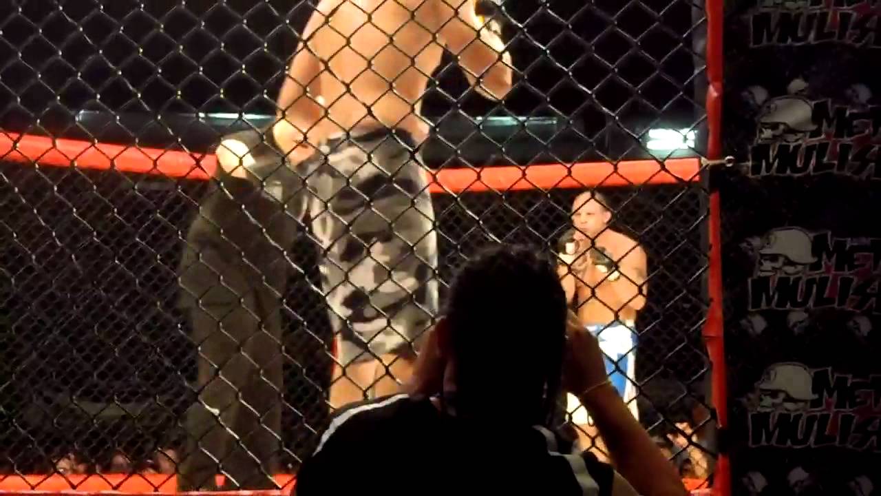 Frankie Bam Bam Bloise - 2011 MMA Fight - YouTube