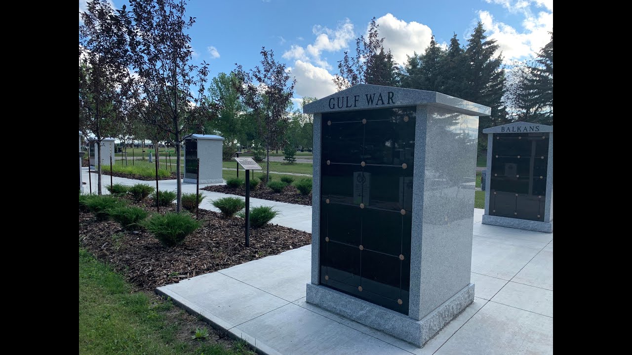 Veterans Cemetery: Northern Lights - YouTube