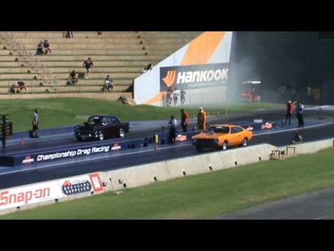 Sam and Cassie Rhodes at the Perth round of the nostolgia drags - YouTube