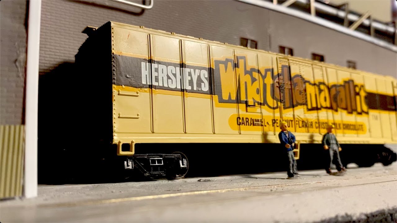 I built a Miniature Hershey Chocolate Factory for my Layout - YouTube