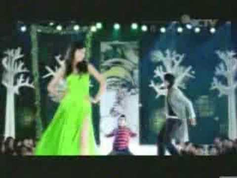 Double Mint 01 peppermint (sexy busty teen)