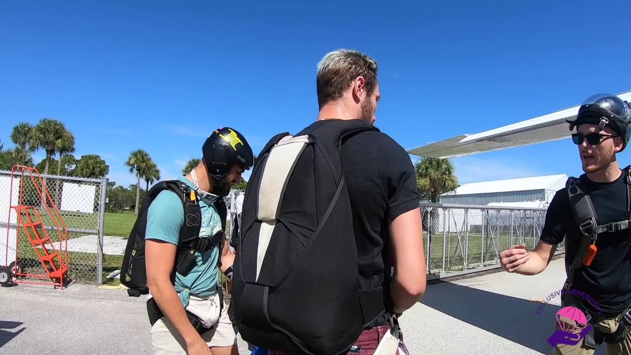 Michael Eames - USPA B License Course - YouTube