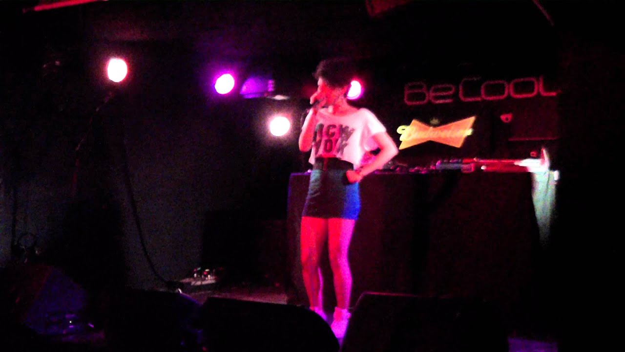 Beat Box Women On - YouTube