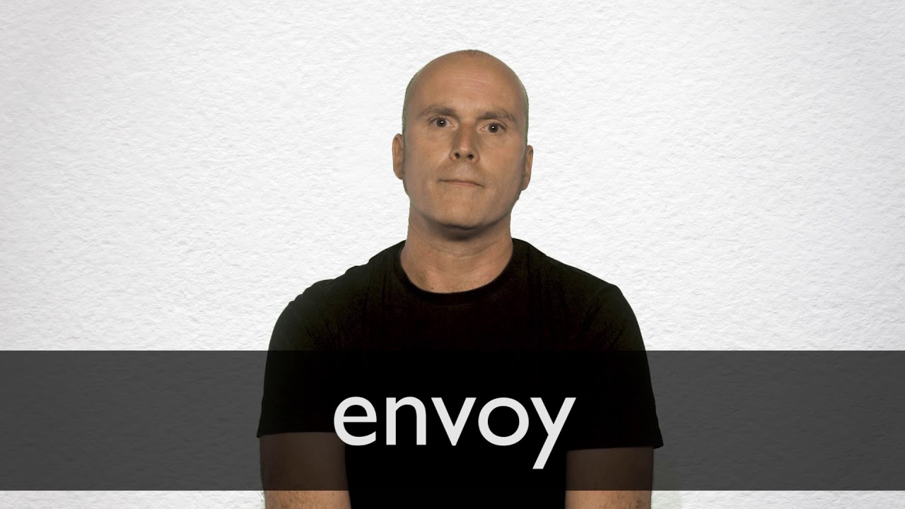How to pronounce ENVOY in British English - YouTube