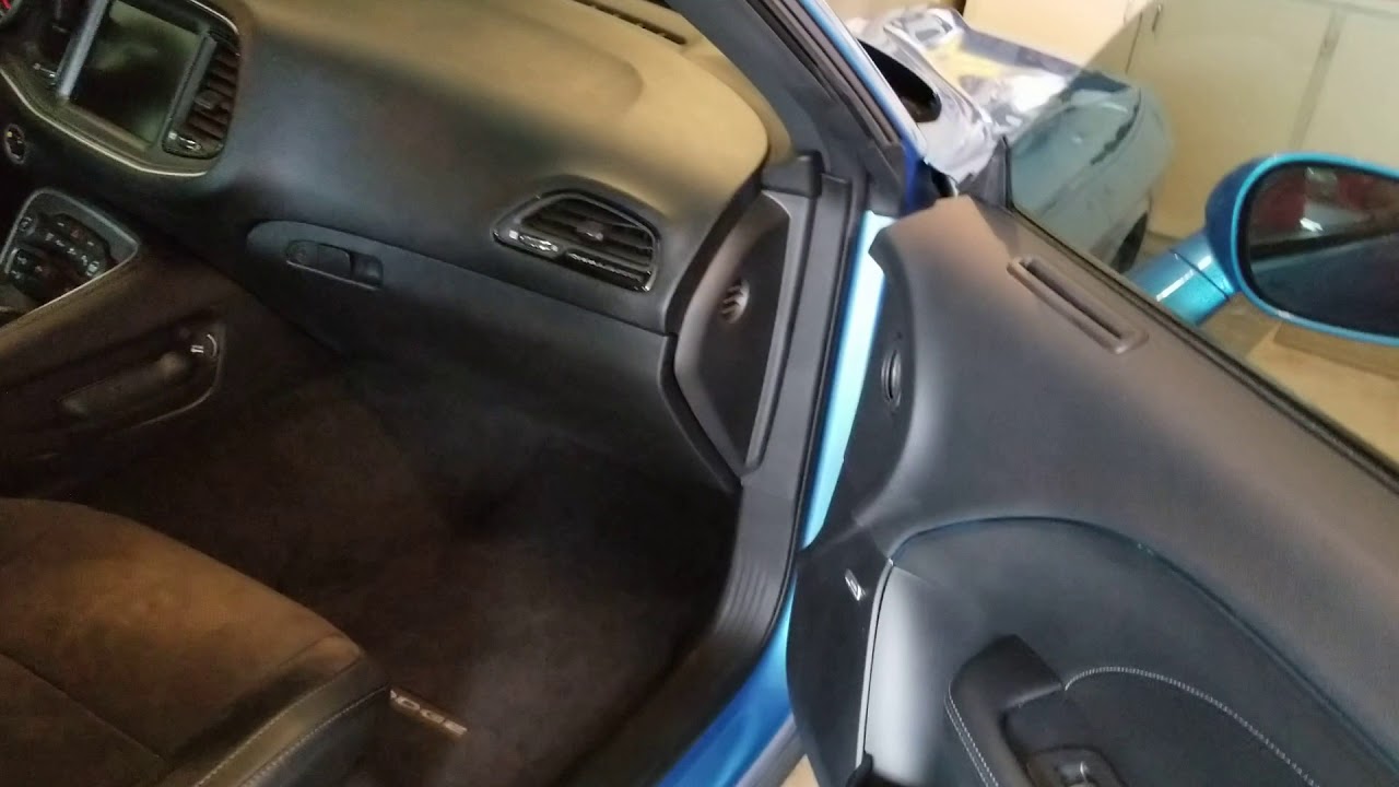 Cleaning 2015 Challenger Scat Pack 💙 - YouTube