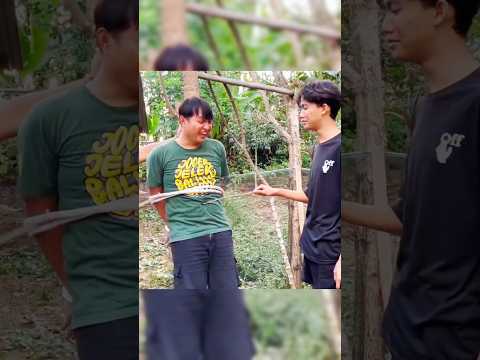 Ngakak terus. Mas Ado ketawa gara-gara dikelitikin Entul dan Mas Nemo GWSM 😂🪶