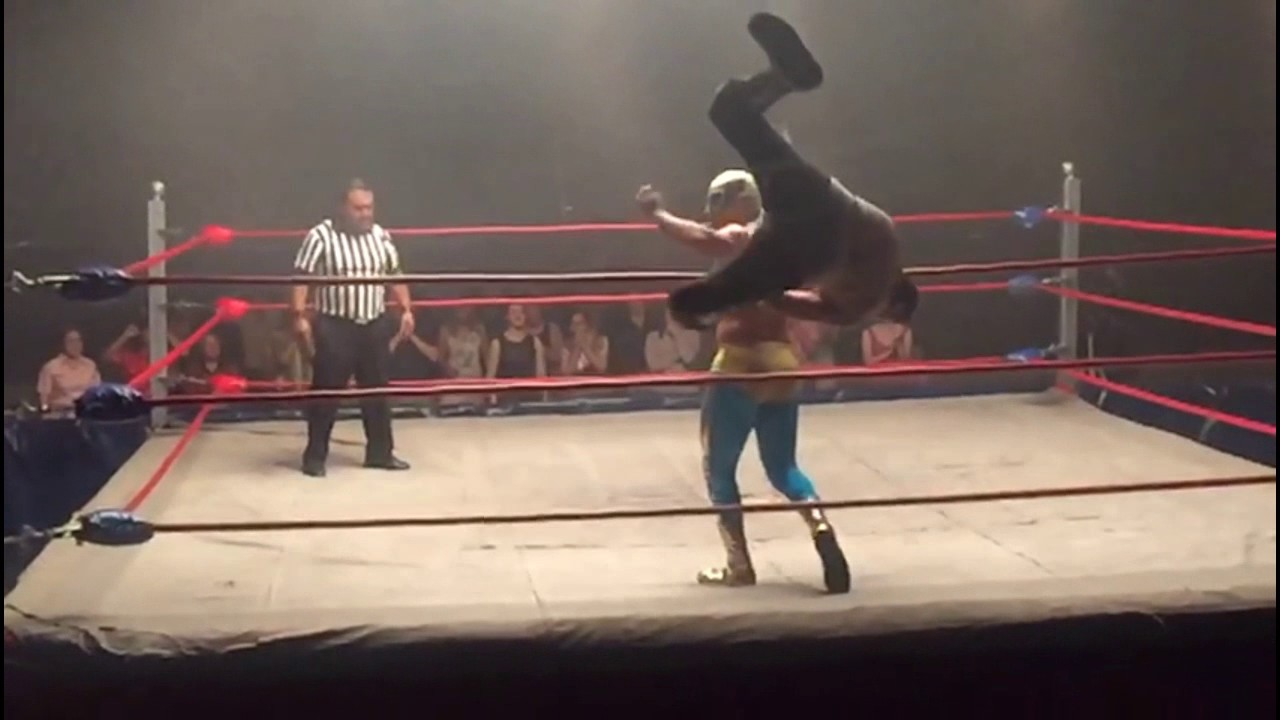 blue demon la serie - YouTube