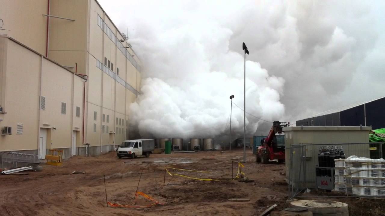 Huge Steam Blow Off - YouTube