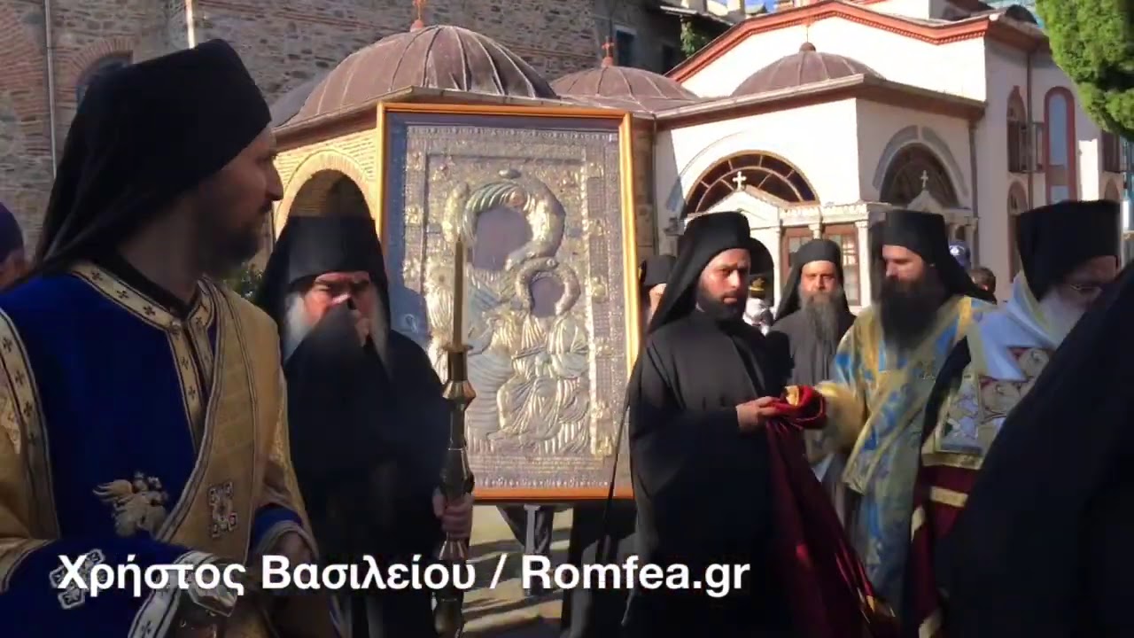 Έξοδος Παναγίας Πορταϊτισσας στην Μόνη Ιβήρων - YouTube