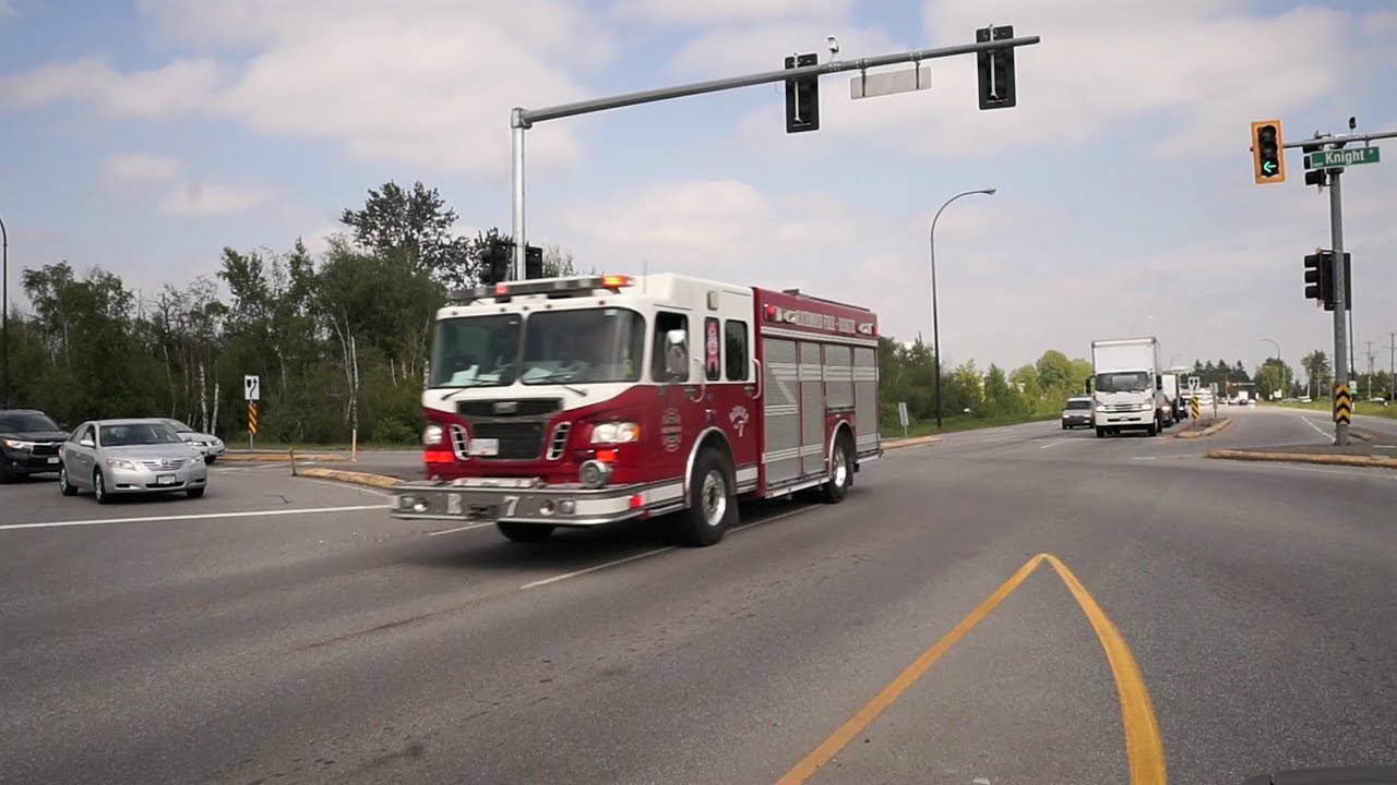 Richmond Fire Rescue 7 & Quint 4 Responding - YouTube
