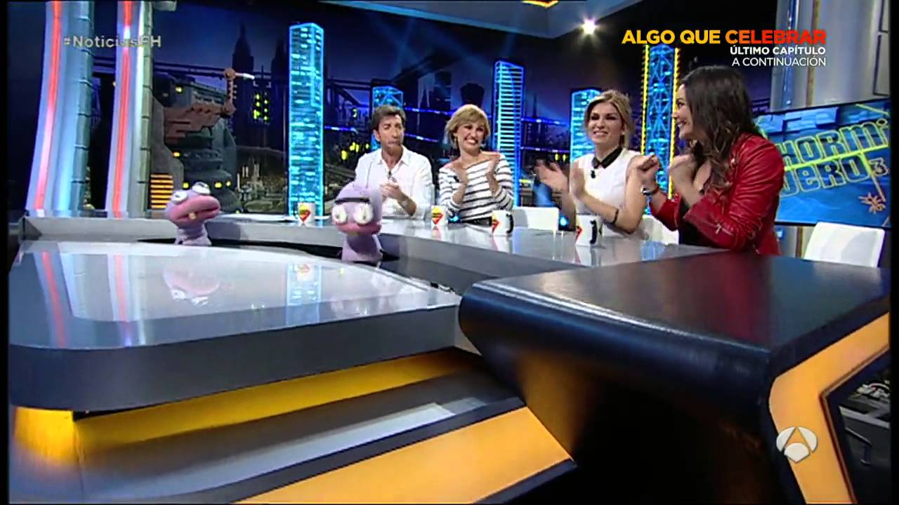 Las presentadoras Mónica, Lourdes y Sandra leen las noticias al revés I ...