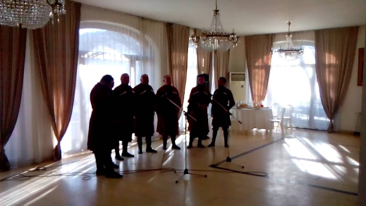 zamtari.ansambli mravaljamieri - YouTube