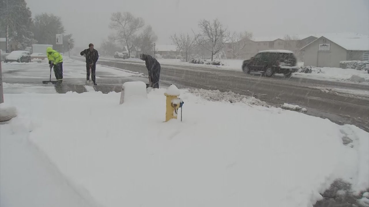 Payson records eight inches of snow - YouTube