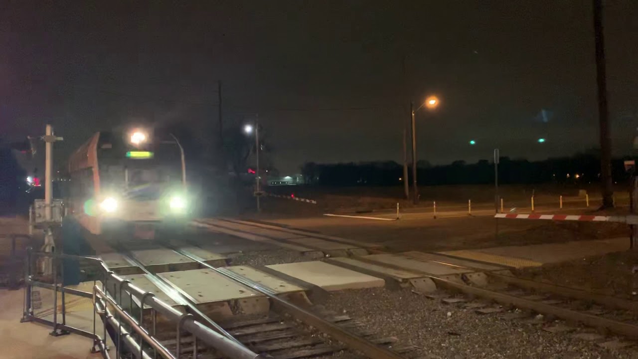 NJ Transit River Line in Florence, NJ - YouTube