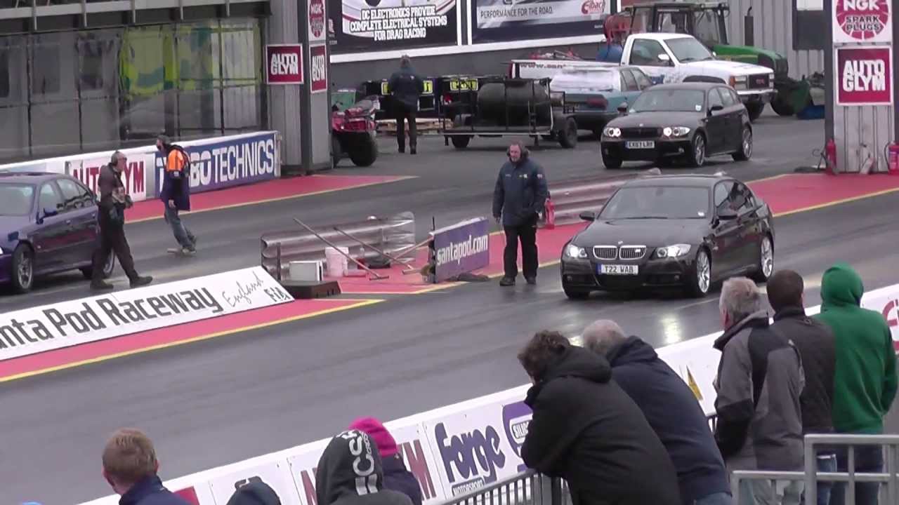 BMW E39 5 Series V E90 3 Series Drag Race - YouTube