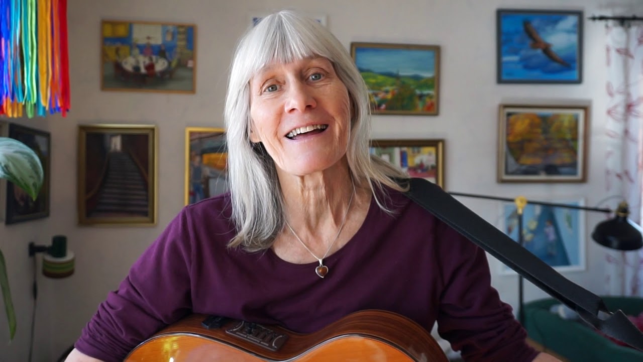 LIVET LEKER MED MIG - originalsång av Annika Edin - YouTube