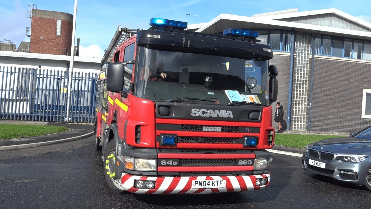*RARE* Merseyside Fire & Rescue Service - Croxteth MTFA Team Responding ...