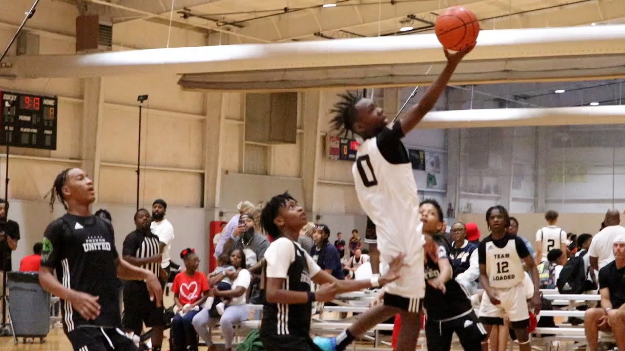 Team Loaded VA holds off Phenom U in a tough battle 62-56 - YouTube