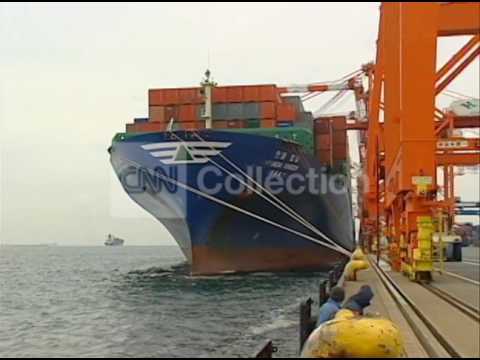 JAPAN PORT CONTAINERS - YouTube