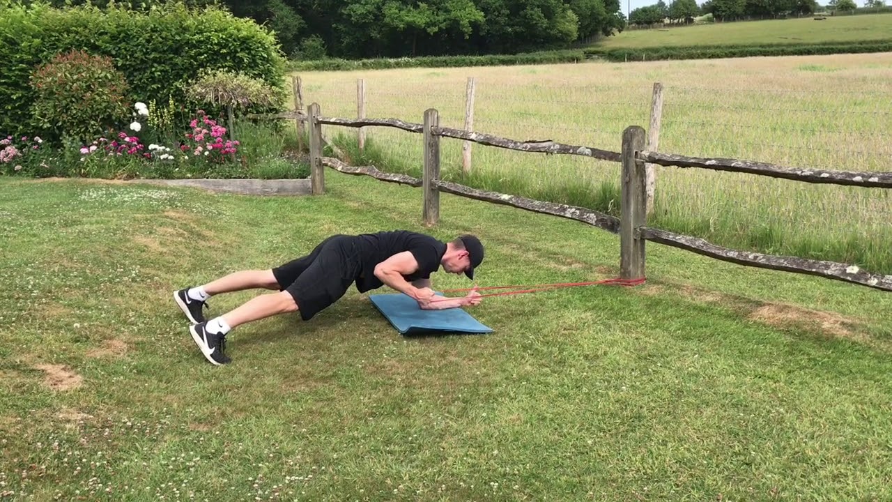 Plank band row - YouTube