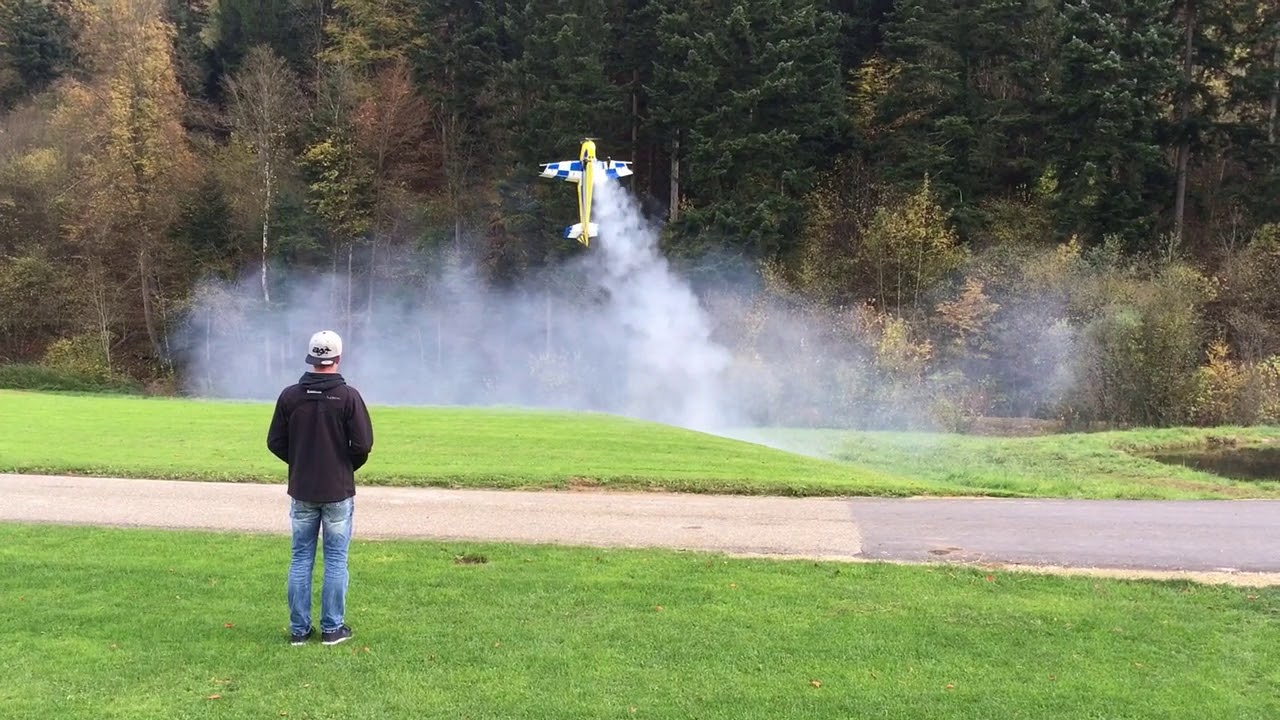 Slick 580 EXP 105,5% / 2.68m, DA 120 "eXtremeflight" - YouTube