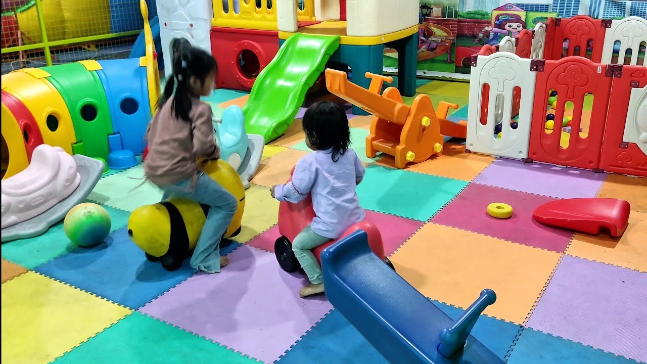 PLAYGROUND ANAK2 BANYAK PERMAINAN WARNA WARNI - YouTube