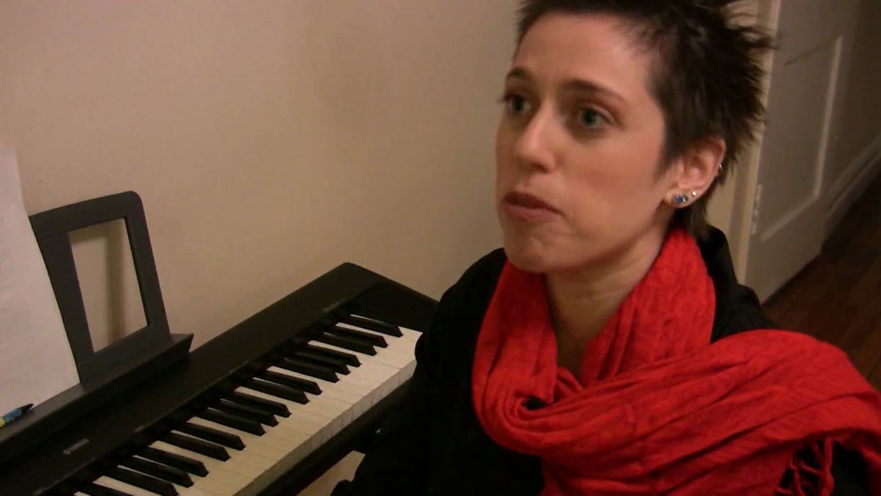 Acting & Music Tips : Learning How to Use a Musical Keyboard - YouTube