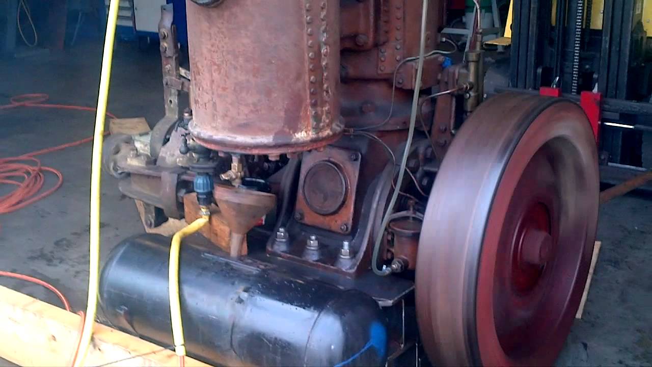 The Running of Allard his Kromhout M-2 Hot bulb Diesel 2 stroke Engine ...