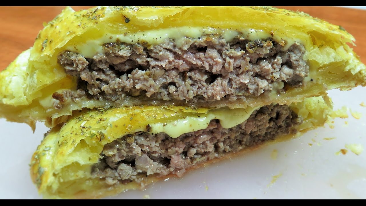 How to make Puff Pastry Beef Burger (7 ingredients) - YouTube