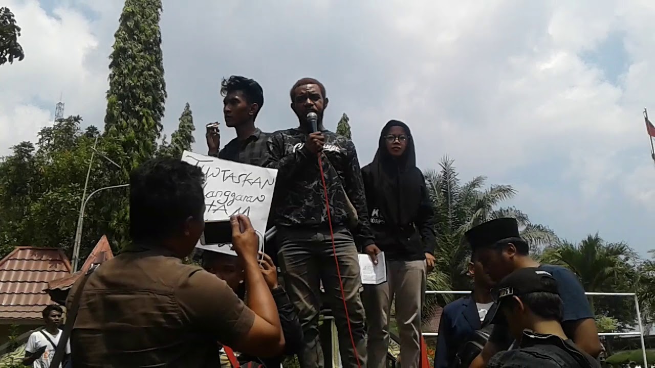orasi mahasiswa UTM dari papua - YouTube
