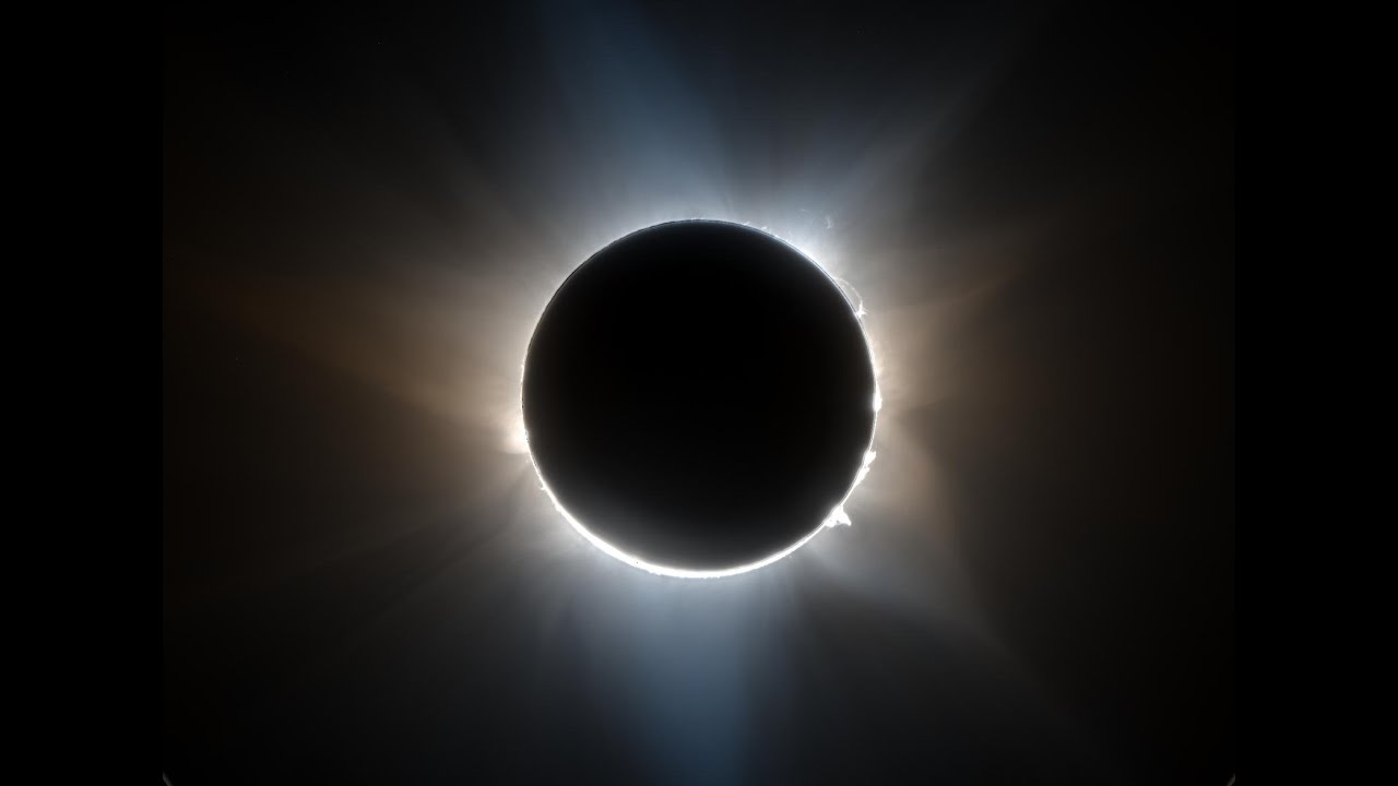 Maine Total Solar Eclipse - YouTube