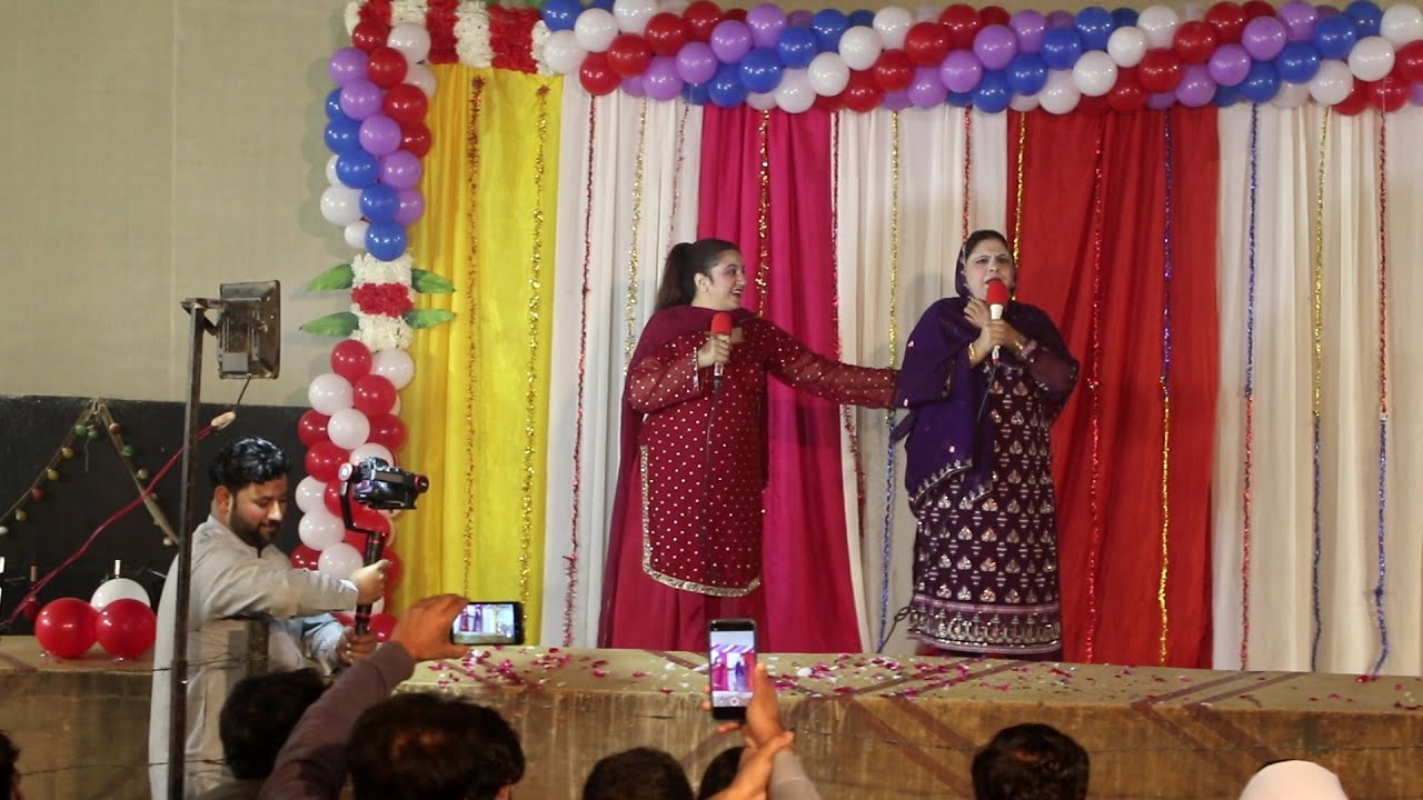 Soniya Shah Bezzati With Pari Khan - YouTube