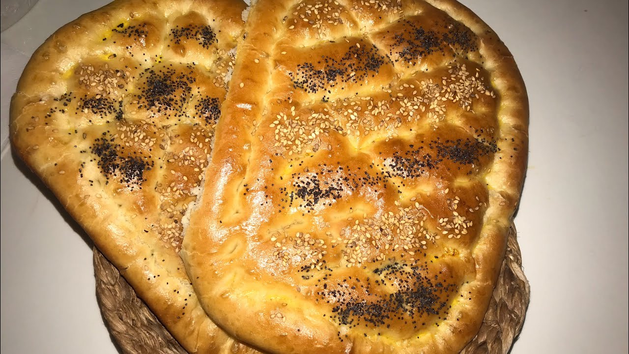 PAIN PIDE TURC 🇹🇷 TRÈS FACILE - خبز تركي - YouTube