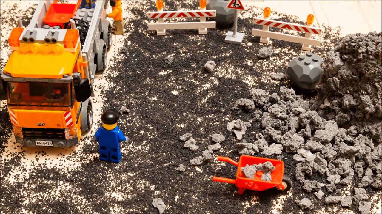 LEGO CITY STUDIOS COSSATO: Man at Work - YouTube