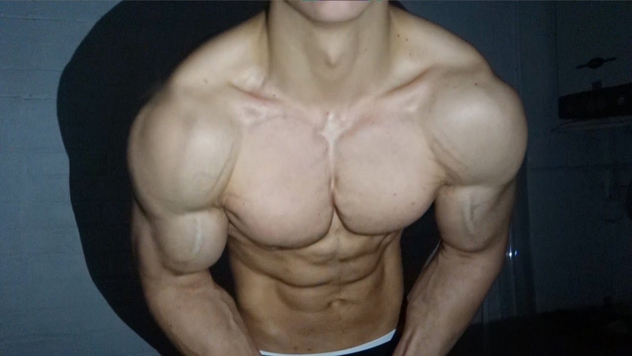 20 & SHREDDED - Post Workout Flexing With Lewis Little - YouTube