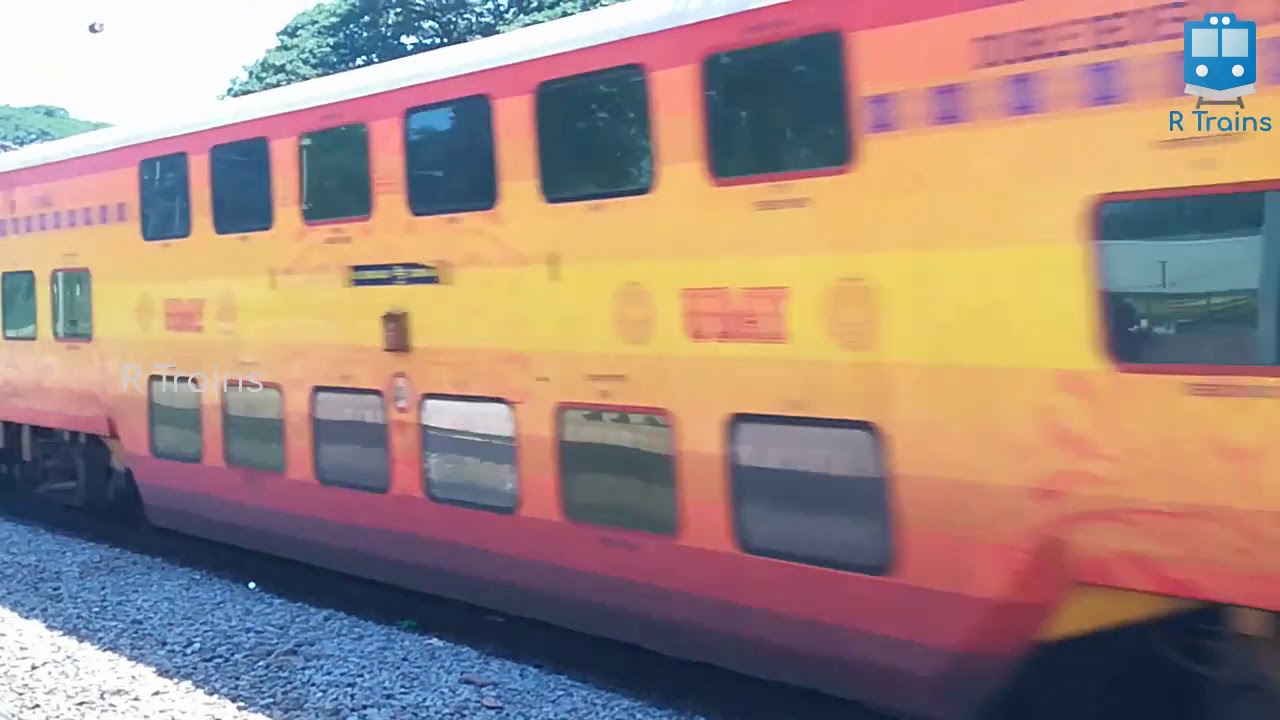 Double Decker Express Train Arriving at Bengaluru - YouTube
