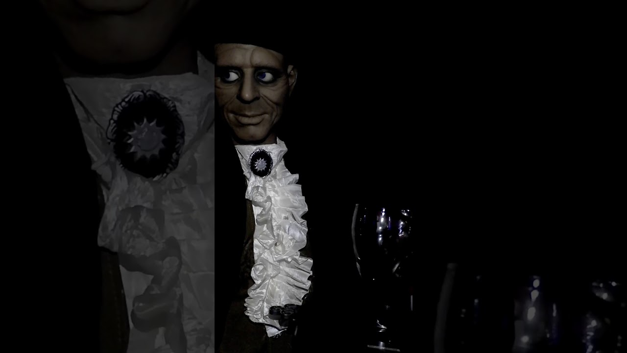 Halloween Animated Butler - YouTube