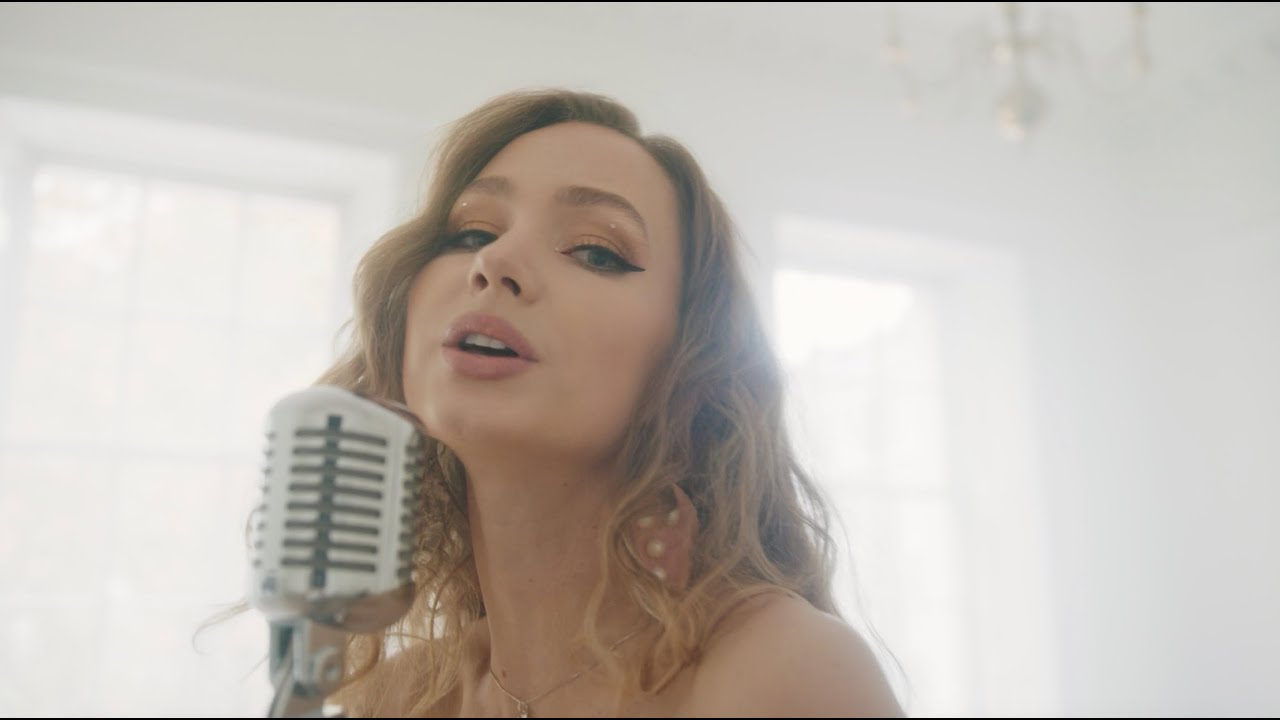 ELIZZA - Unhurt (Official Video) - YouTube
