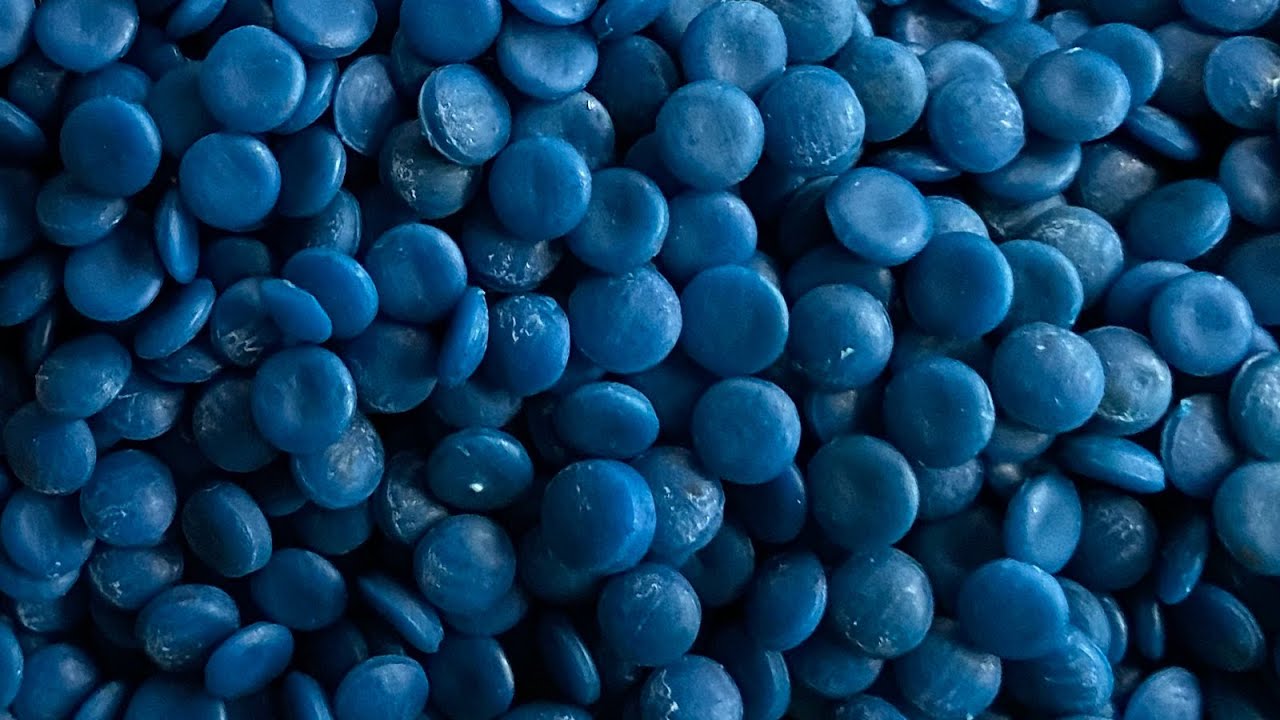 Plastic HDPE PP Flakes Recycling Extruder , Single Screw Extruder - YouTube