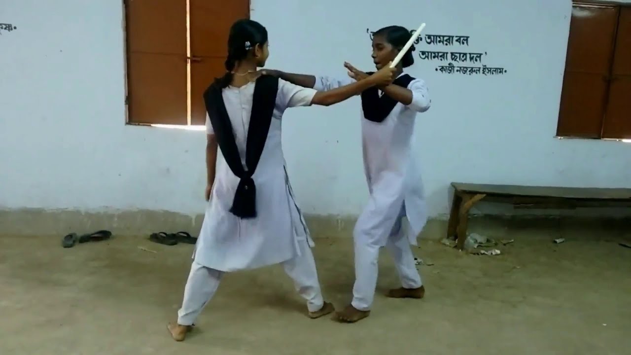 Self Defence training for School Girls #Selfdefence - YouTube