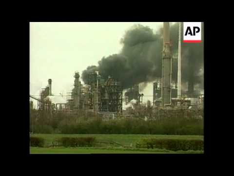 WRAP Explosion at oil refinery with pictures of scene - YouTube