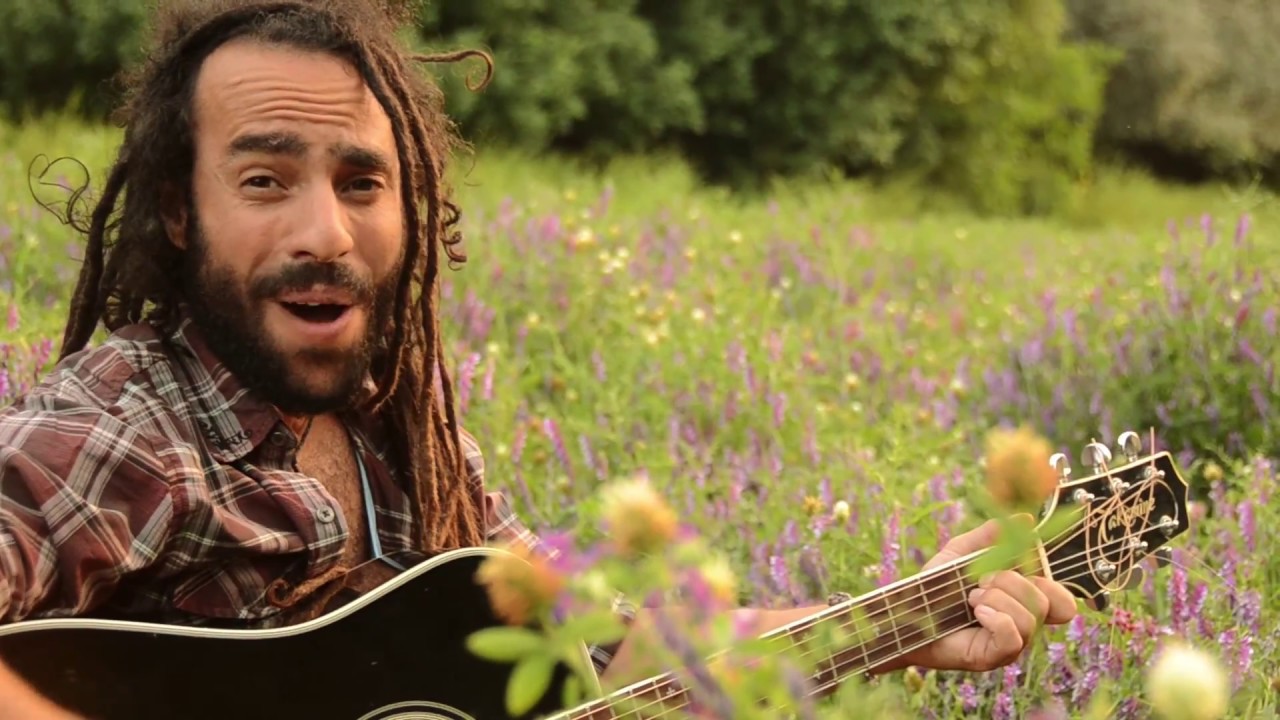 Nueva Cancion: Sonido De Amor - love song in Spanish | Lior Ben-Hur ...