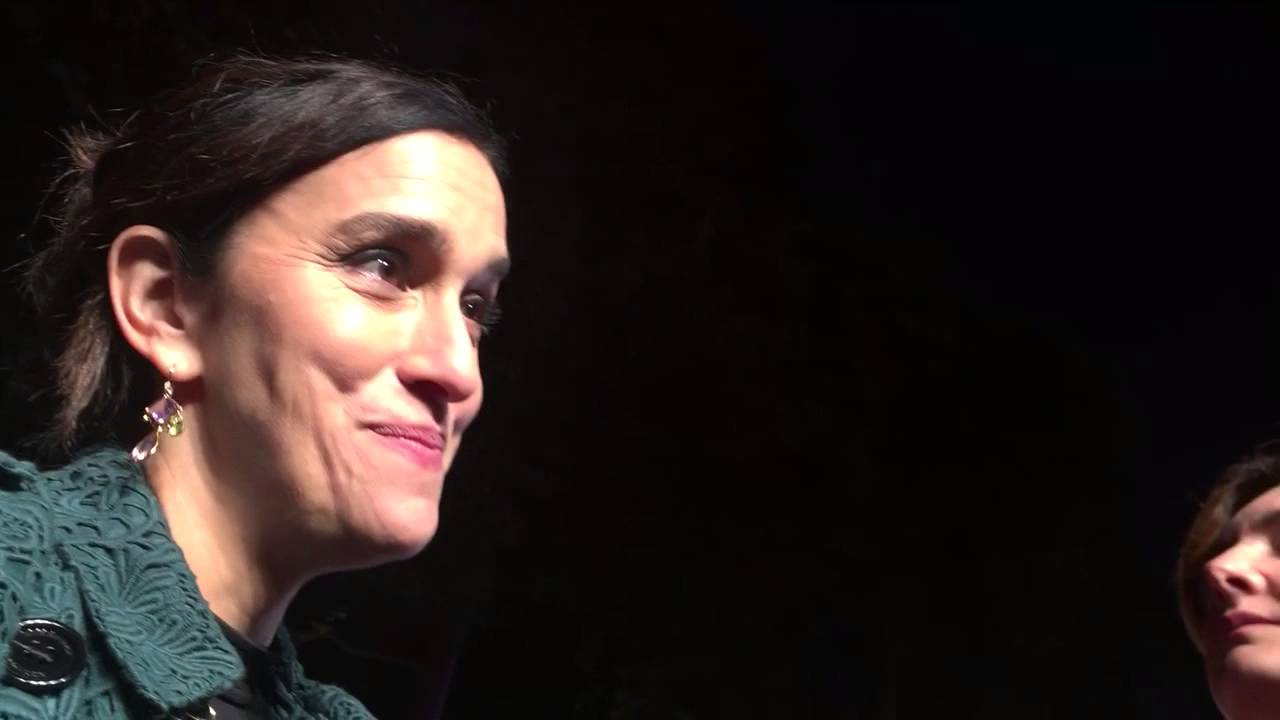 Suffragette interview with director Sarah Gavron - YouTube
