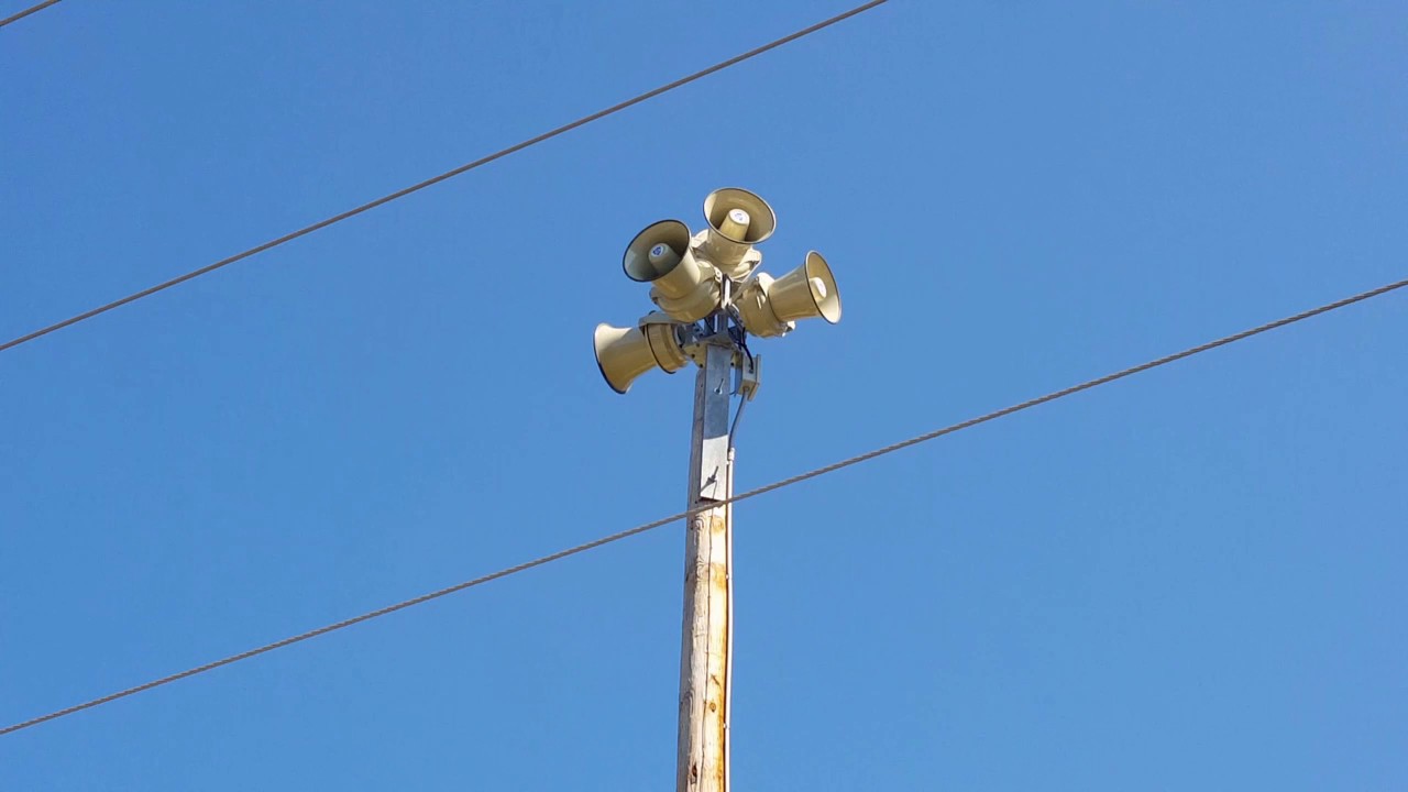 Oddly Mounted E-Class EC4 Siren Test - Hermann, MO (Gasconade County ...