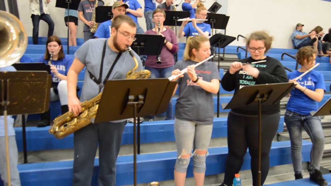 Hermann High School Pep Band - YouTube