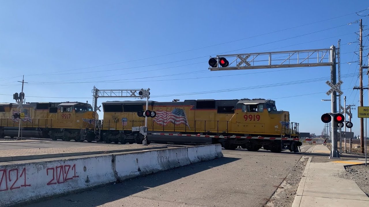 UP 9919 Stockton Turn Hauler North - E. Morada Lane Railroad Crossing ...