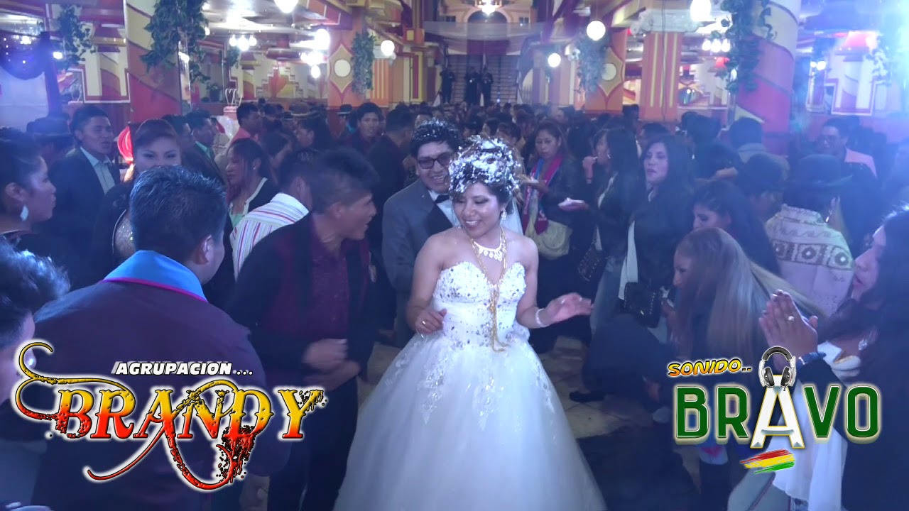 BRANDY EN VIVO - YouTube