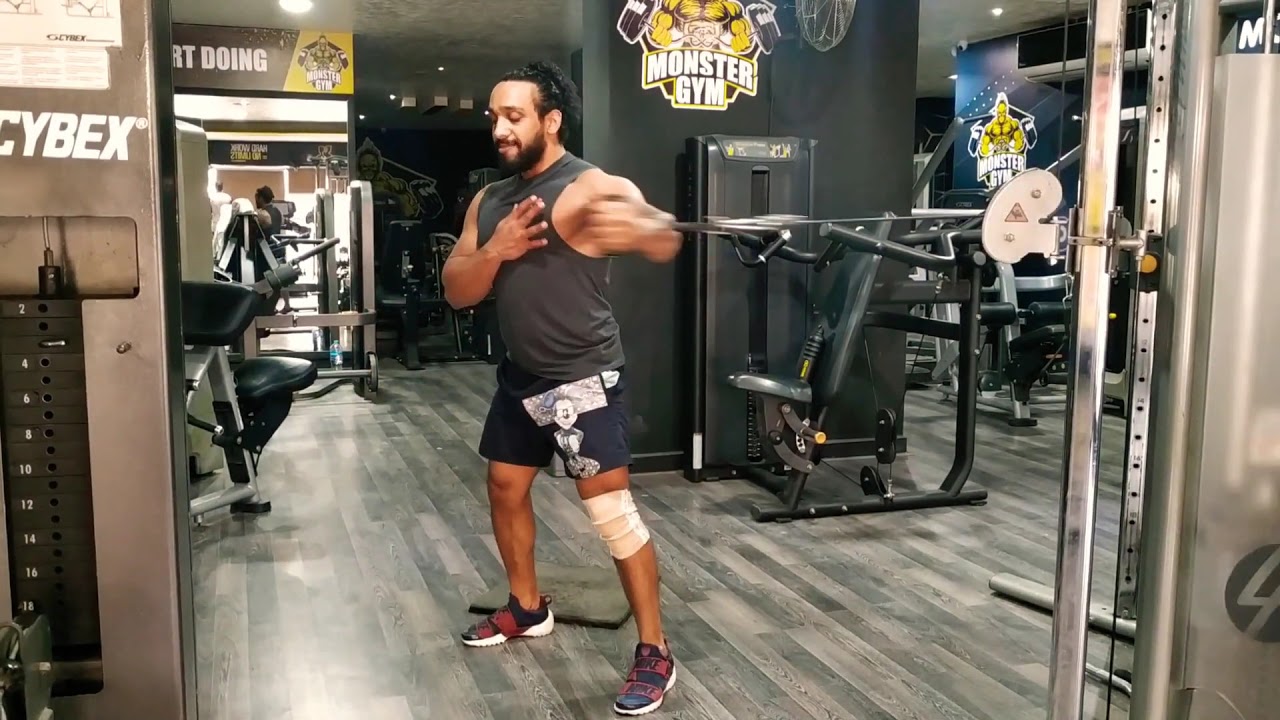 Cross cable Chest Fly with Squat - YouTube