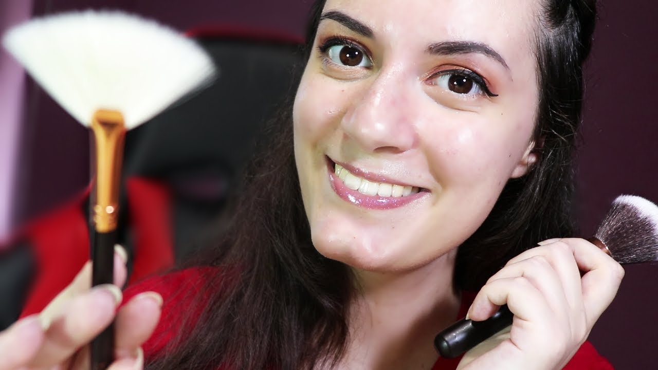TONGUE CLICKING e CAMERA BRUSHING per Te! ASMR Ita - YouTube